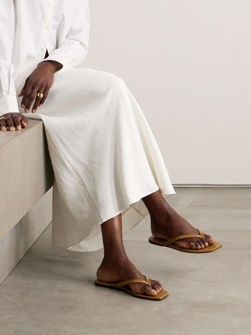 Elevate your summer style with these 13 must-have flip-flops