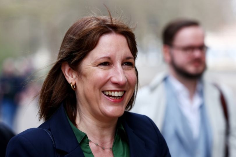 Rachel Reeves confirms £225 charge for drivers in cars registered after ...