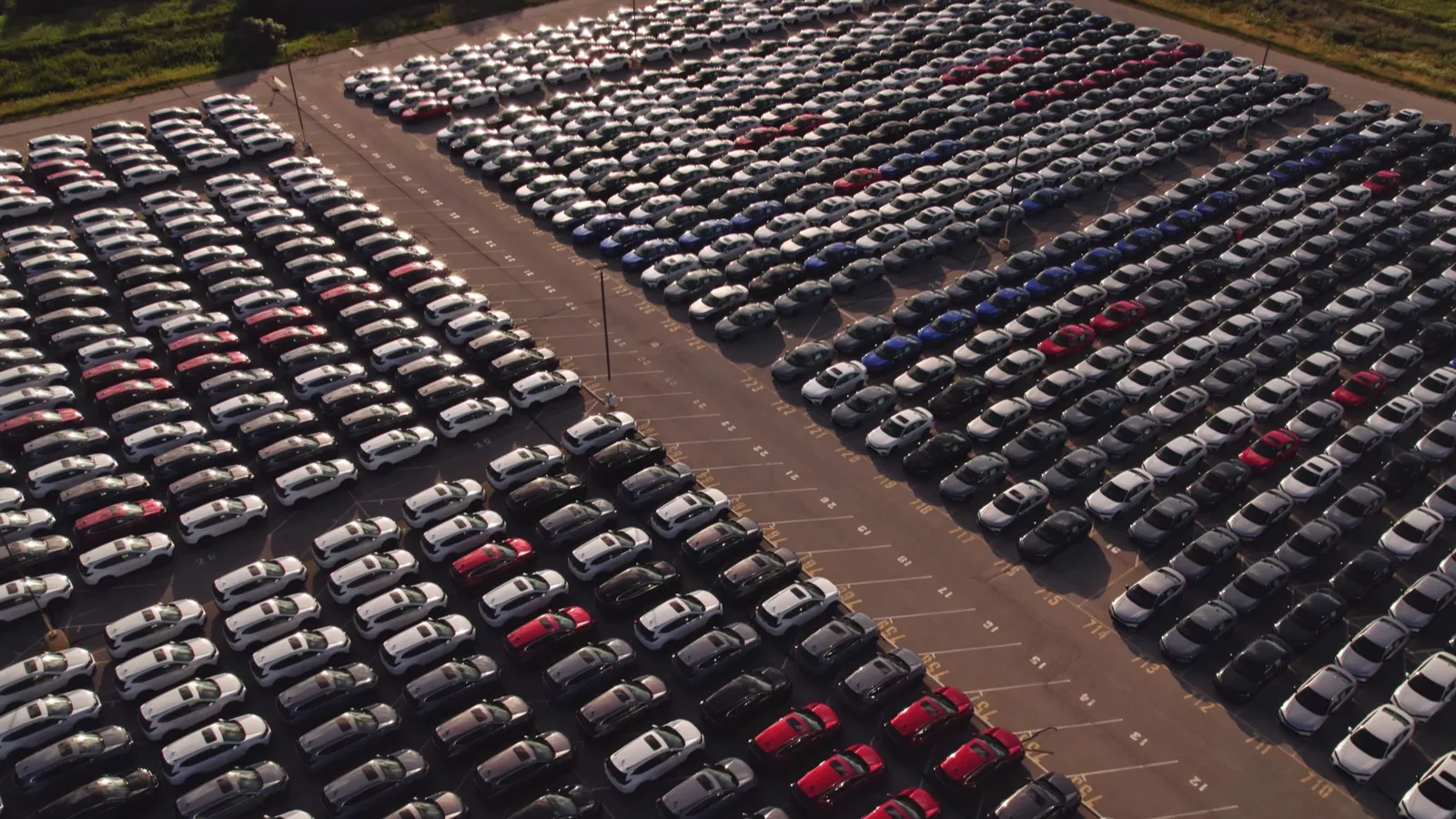 How 25% auto tariffs could affect car prices for buyers in 2026