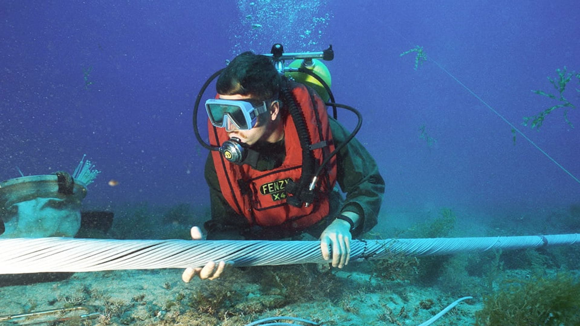 Iran could target hidden submarine cables crossing Hormuz to control ...