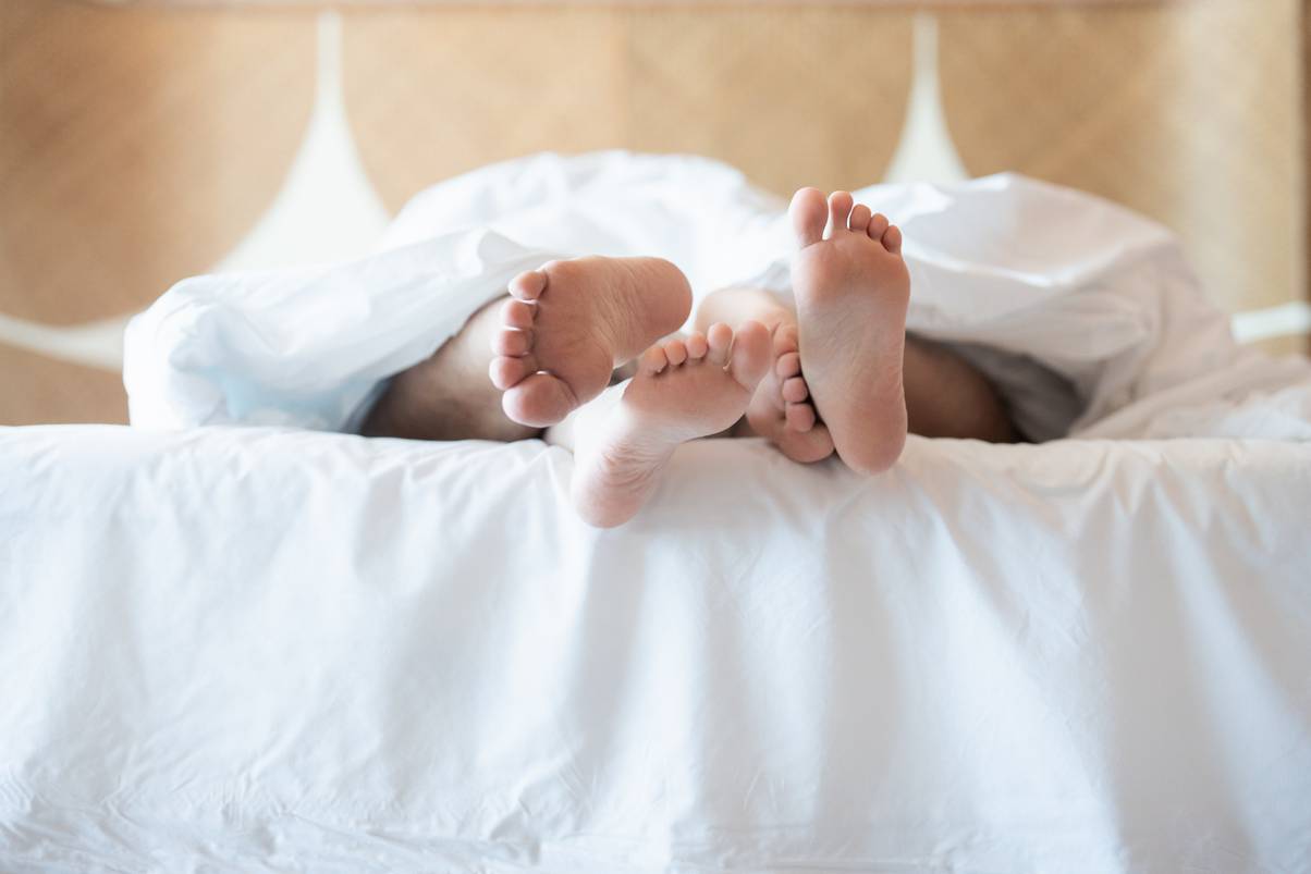 Therapist Shares Science Behind Why People In Long Term Relationships