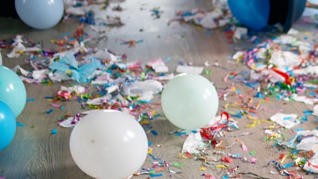 Mom 'starting to worry' after deciding against goody bags for daughter ...