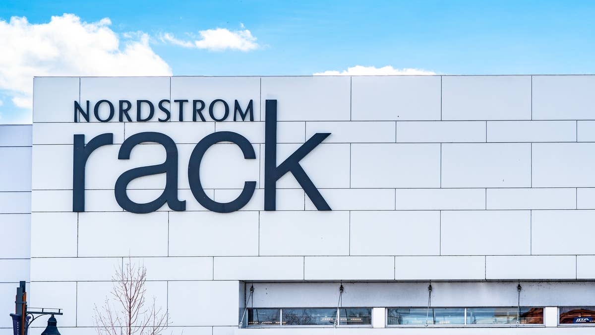 Nordstrom Rack has very airy drawstring linen-blend shorts for just $25 ...