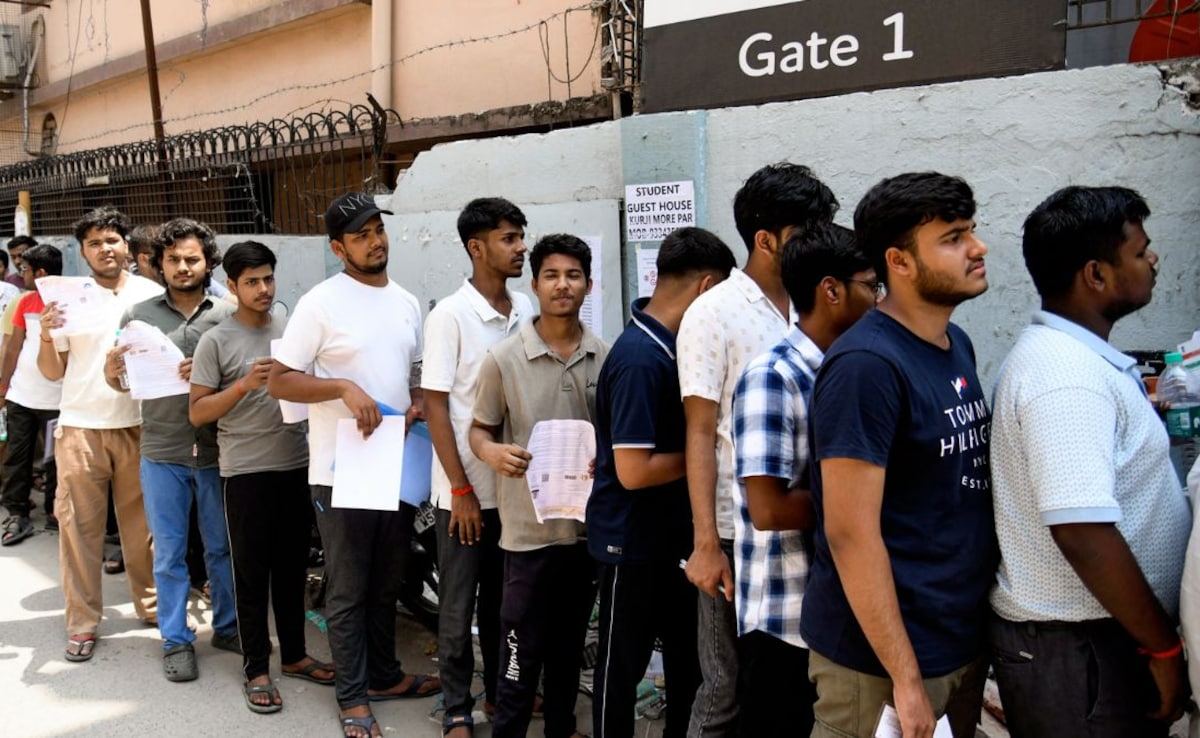 NEET UG 2026 re-exam timings, city choice, admit card, important dates