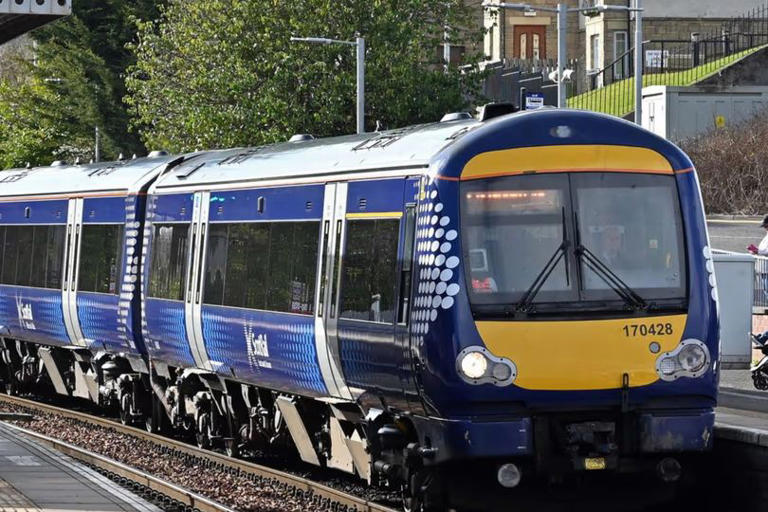 Edinburgh route highlighted as one of the worst services for ScotRail