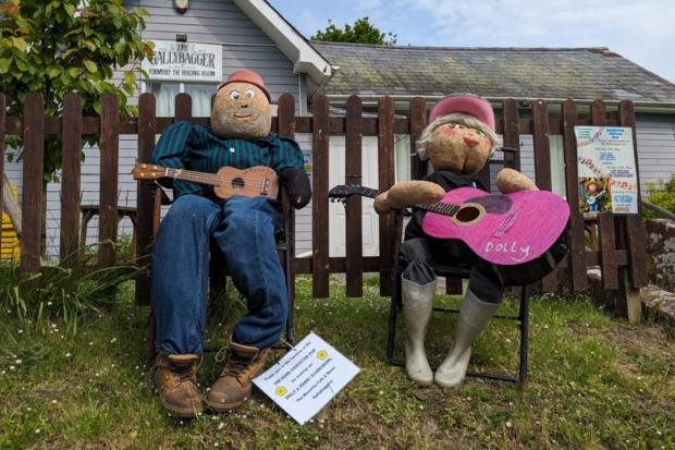 Explore the island – spring walk to popular village scarecrow festival