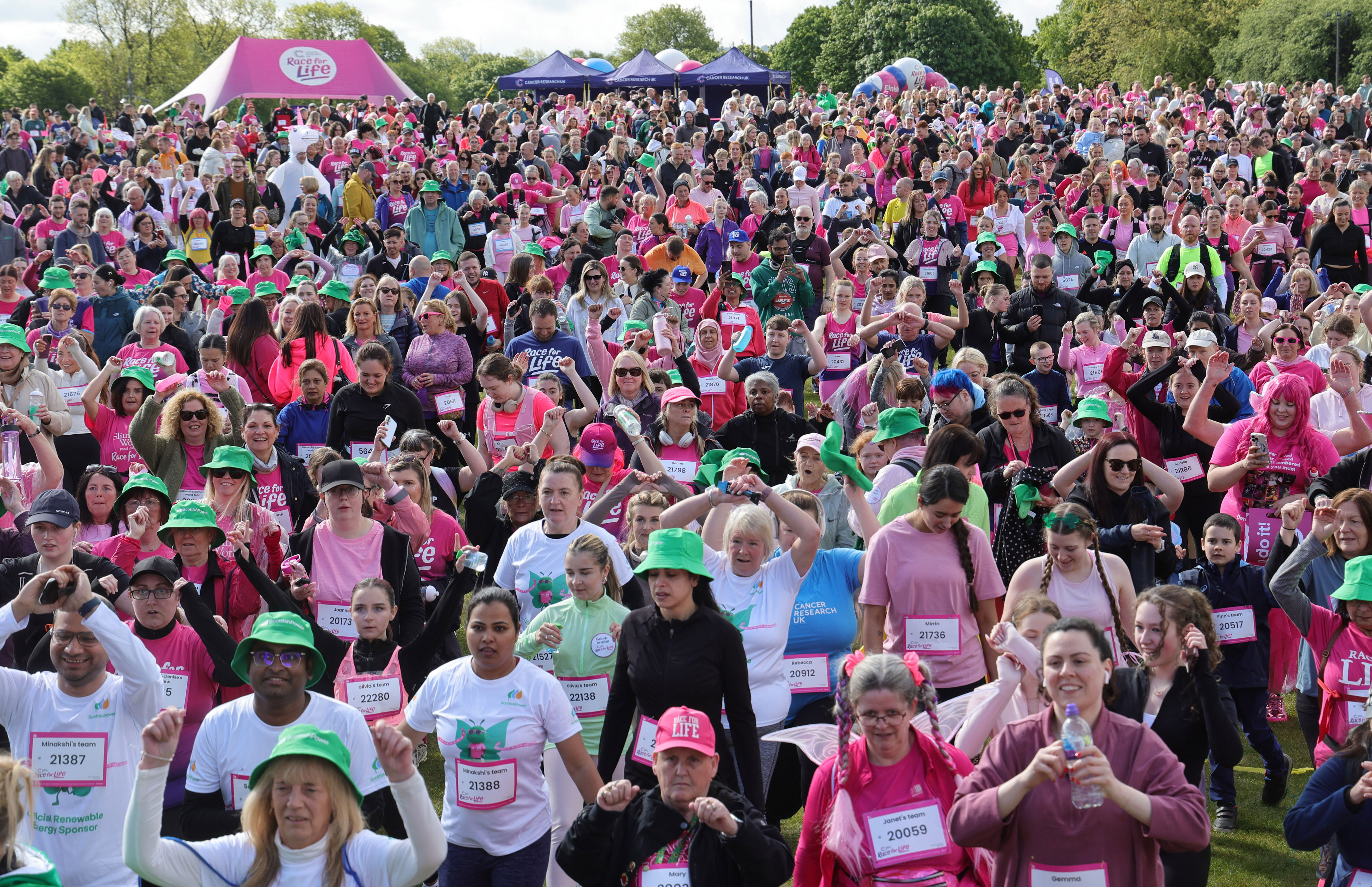 Friends who were diagnosed with cancer weeks apart launch charity run