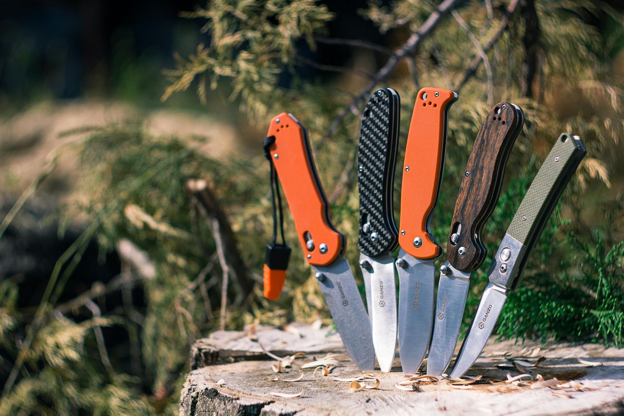 9 hunting knives that look premium but fall apart after one season in ...