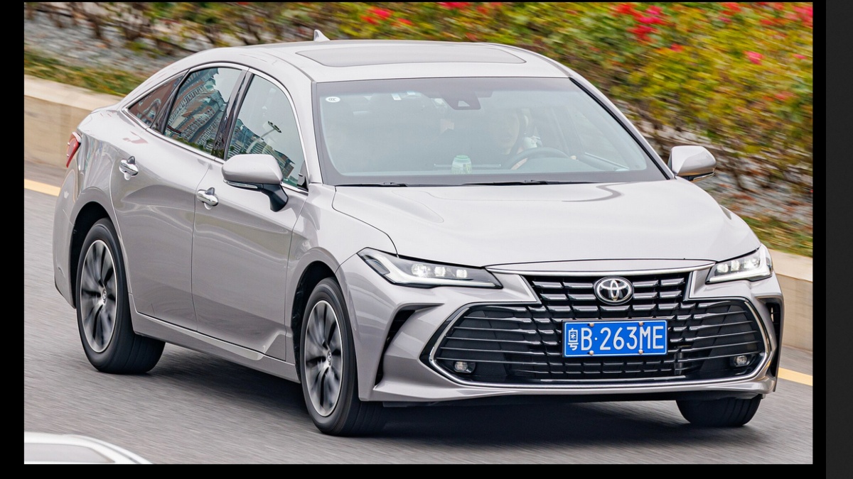 9 used cars under $20,000 that will easily cross 200,000 miles without ...