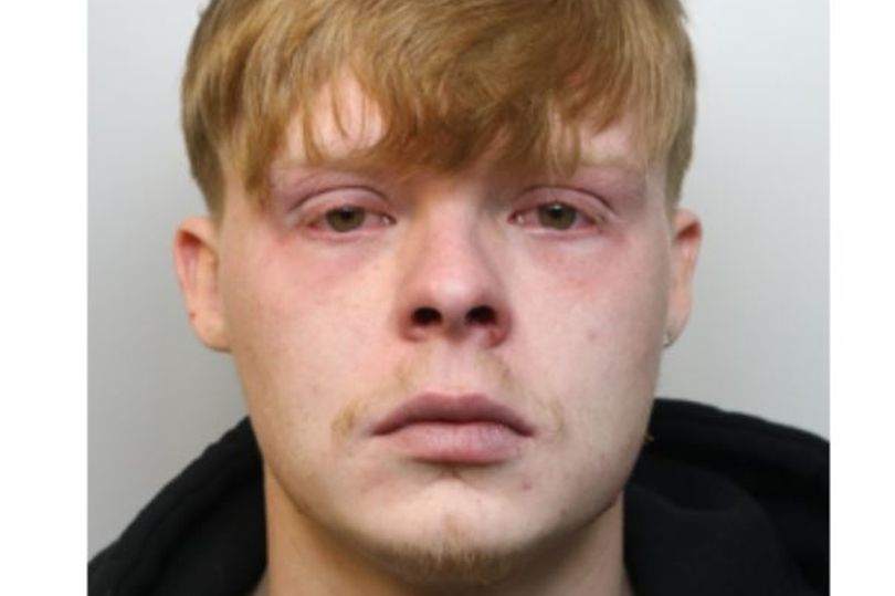 Wanted Somerset man pictured after alleged threats to kill