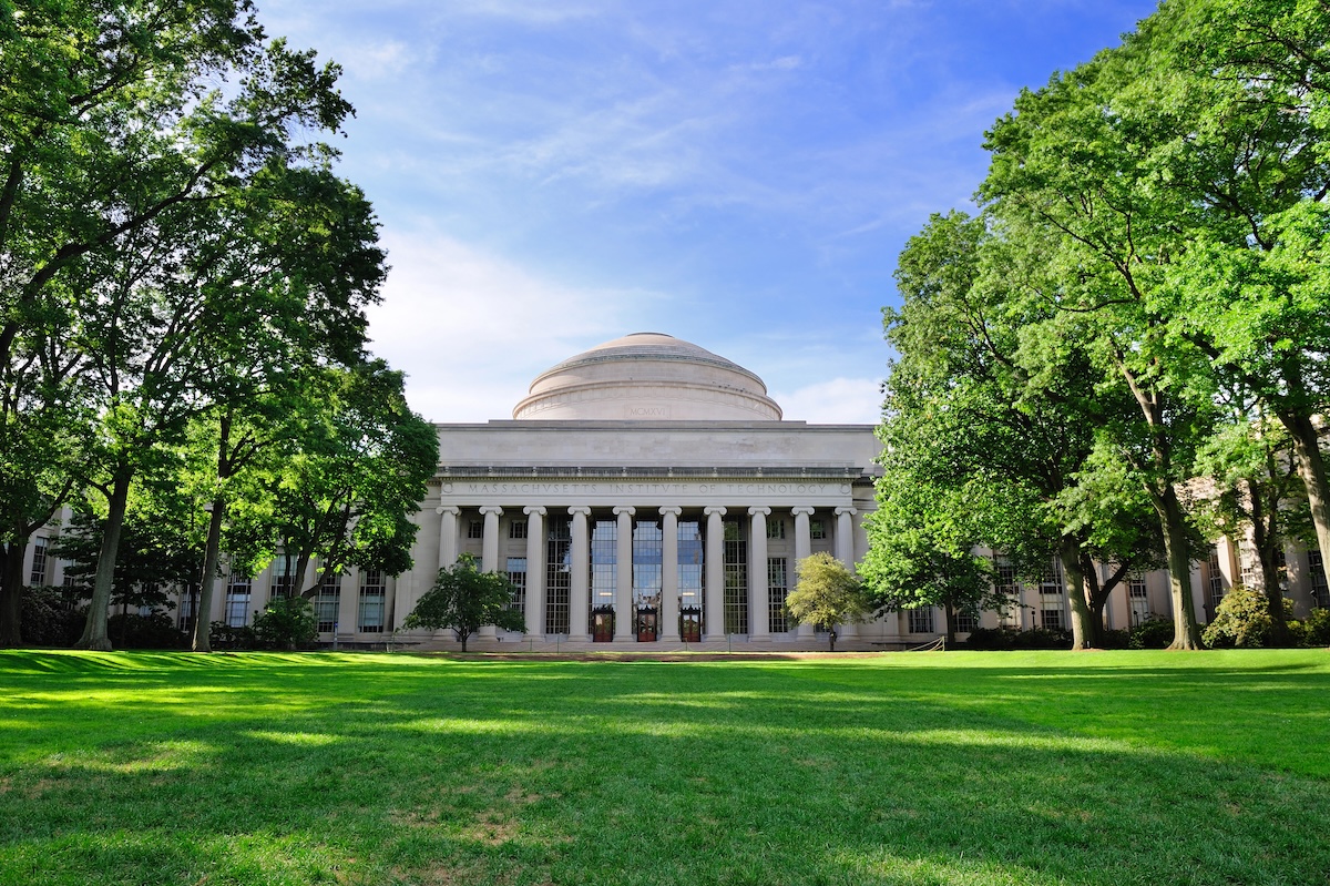 MIT to admit fewer graduate students as federal research funding drops 20%