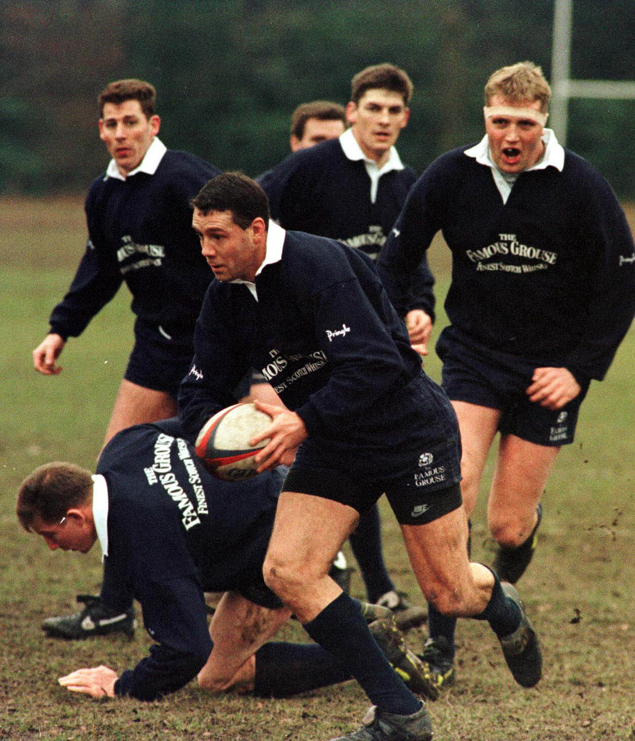 Scotland rugby legend Scott Hastings dies