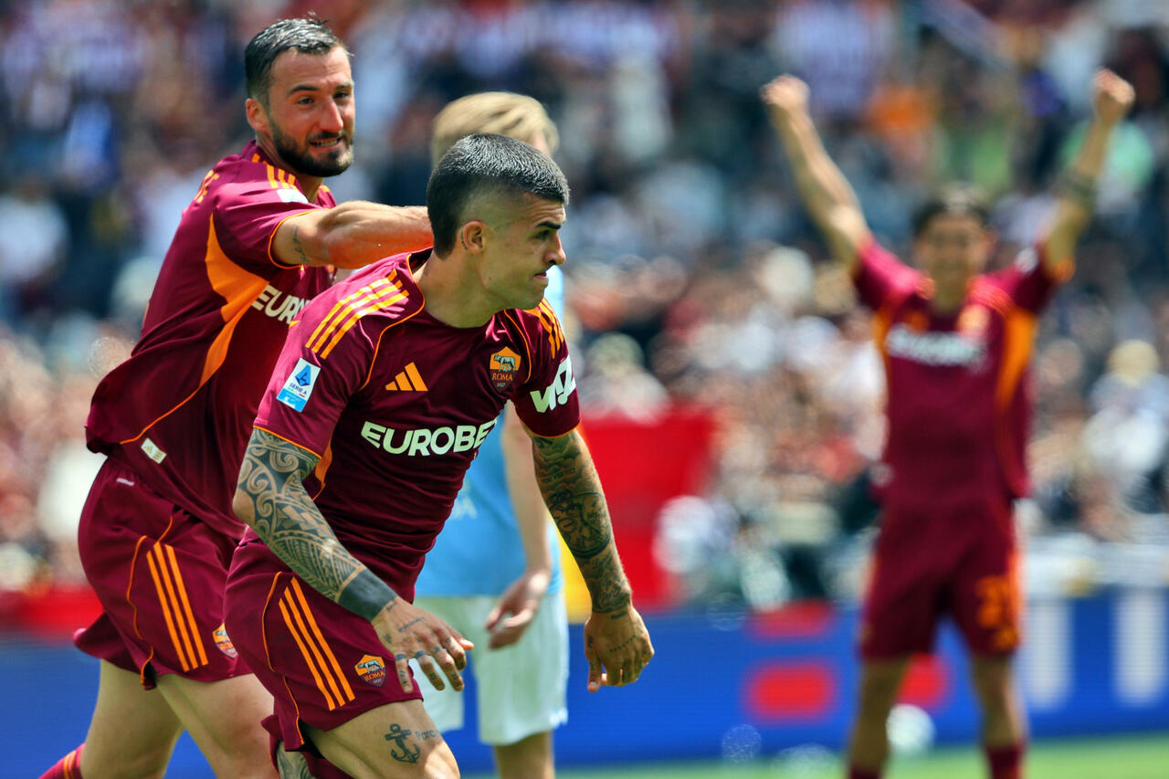 Roma-Lazio 2-0: doppietta decisiva di Mancini, Gasp è quarto, sorpasso ...