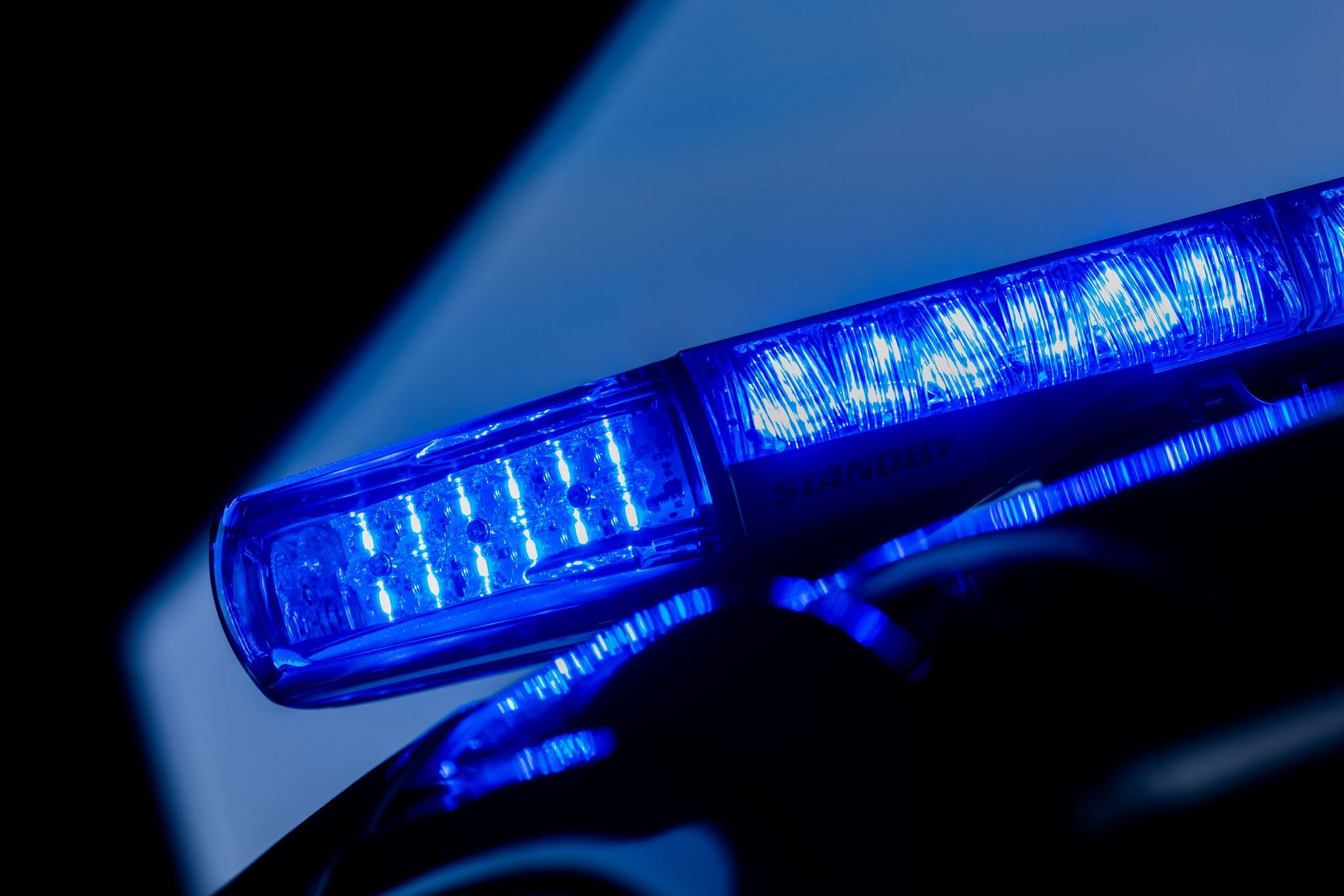 Abschleppdienst muss kommen: Drei Autos stoßen auf B111 bei Gützkow ...