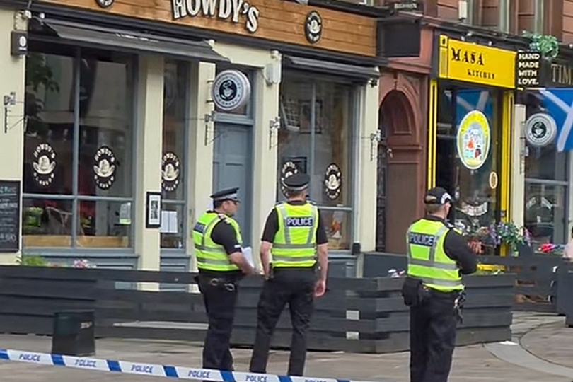 Teenager stabbed in Glasgow city centre as police probe attack