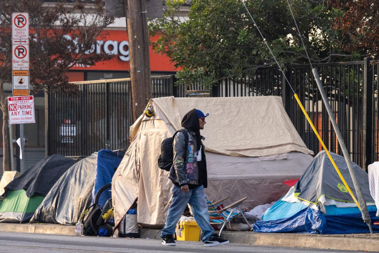 Gavin Newsom ratioed with California’s problems after welcoming BTS to ...
