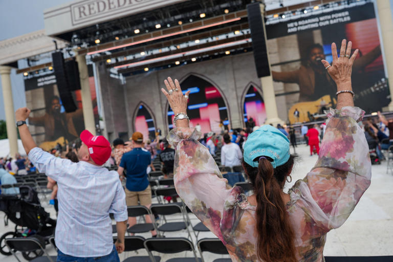 Rededicate 250 prayer event held on National Mall. See photos, video