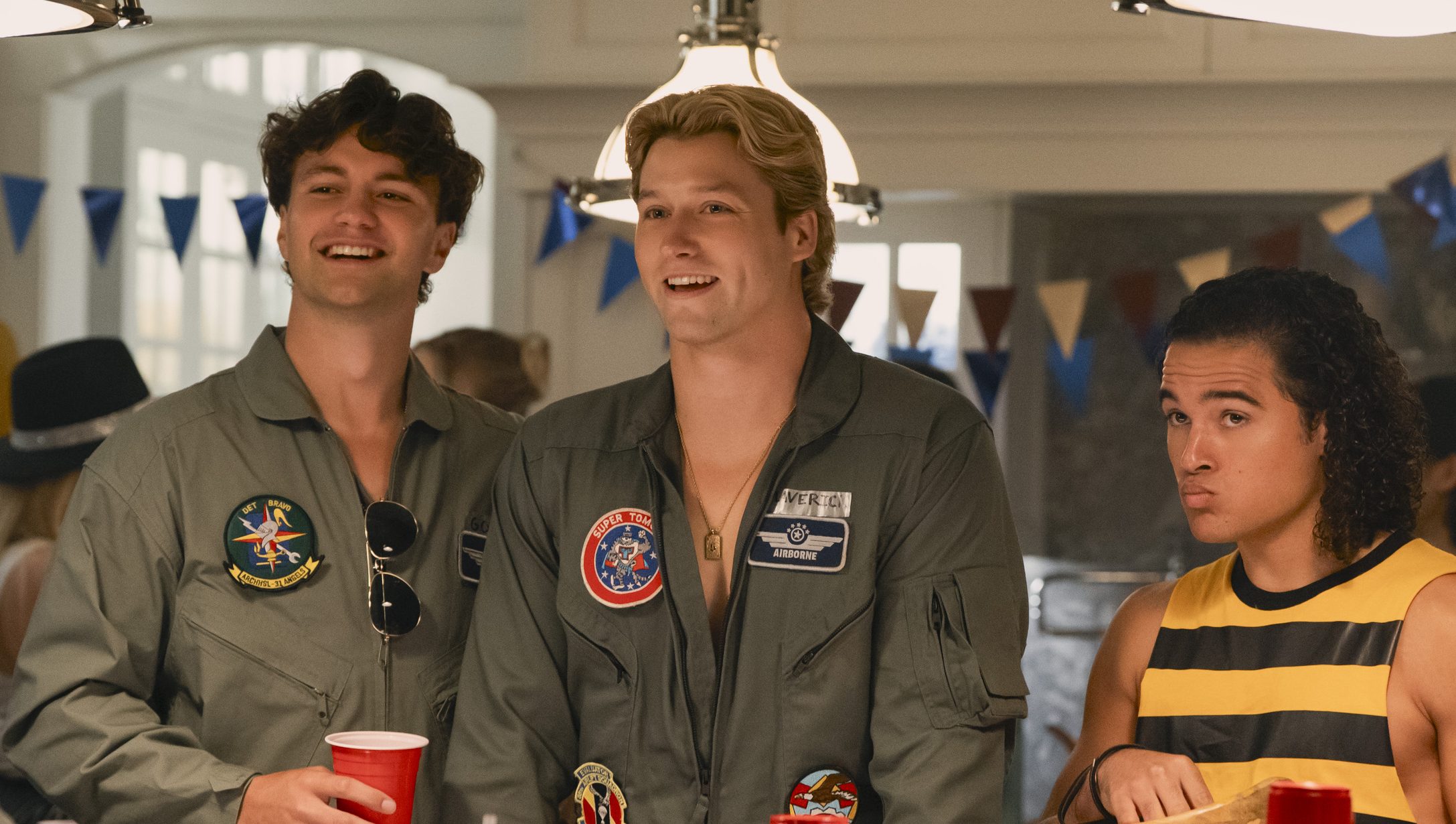 What happens to Beau Maxwell in ‘Off Campus’? Book spoilers vs. TV series