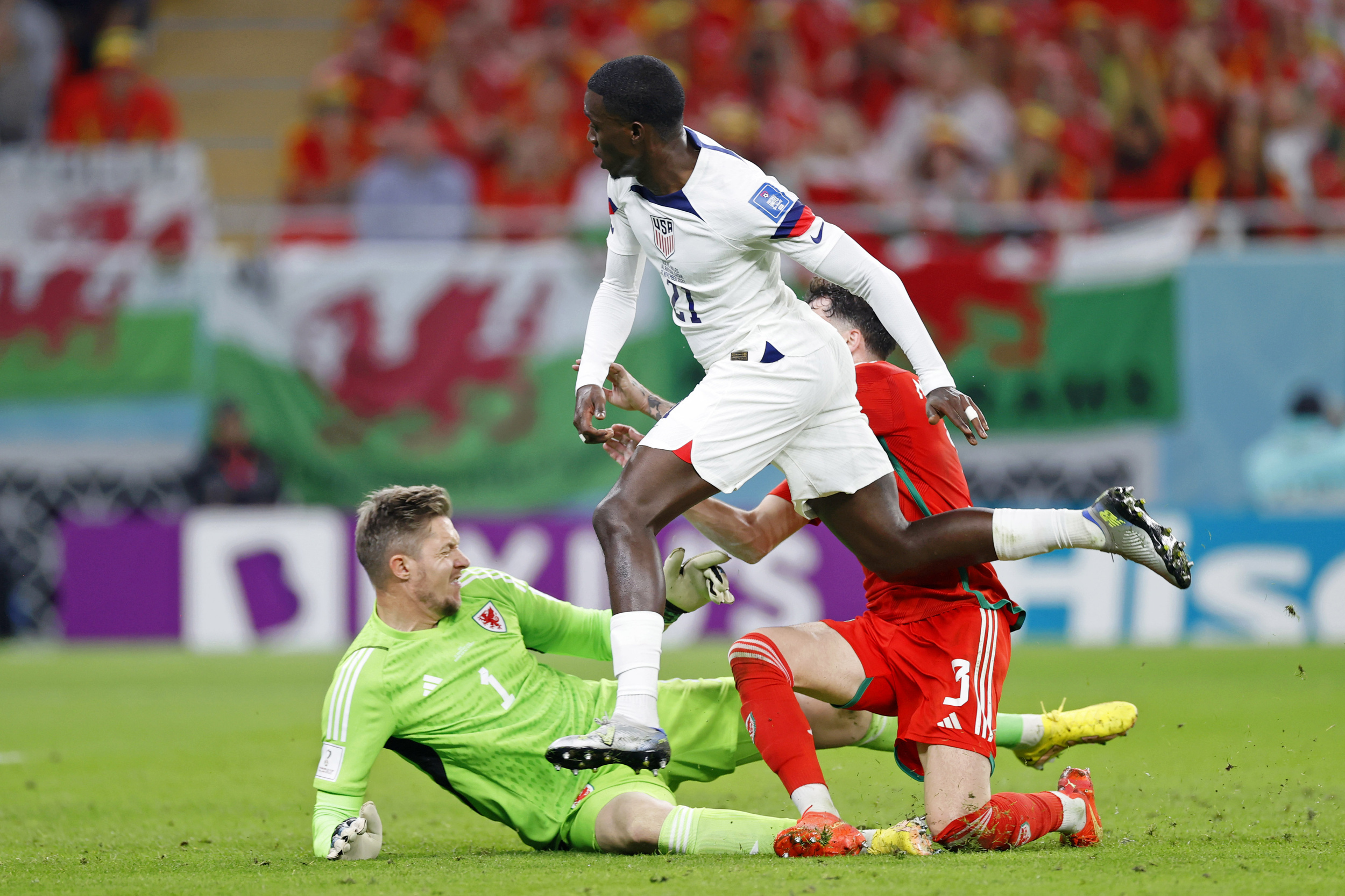 Just in: Man United target ambitious move for ex-Liverpool full-back