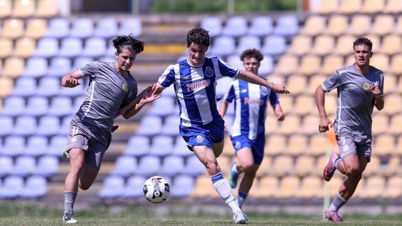 Juvenis: Alverca vence FC Porto, que pode conquistar o título no Seixal