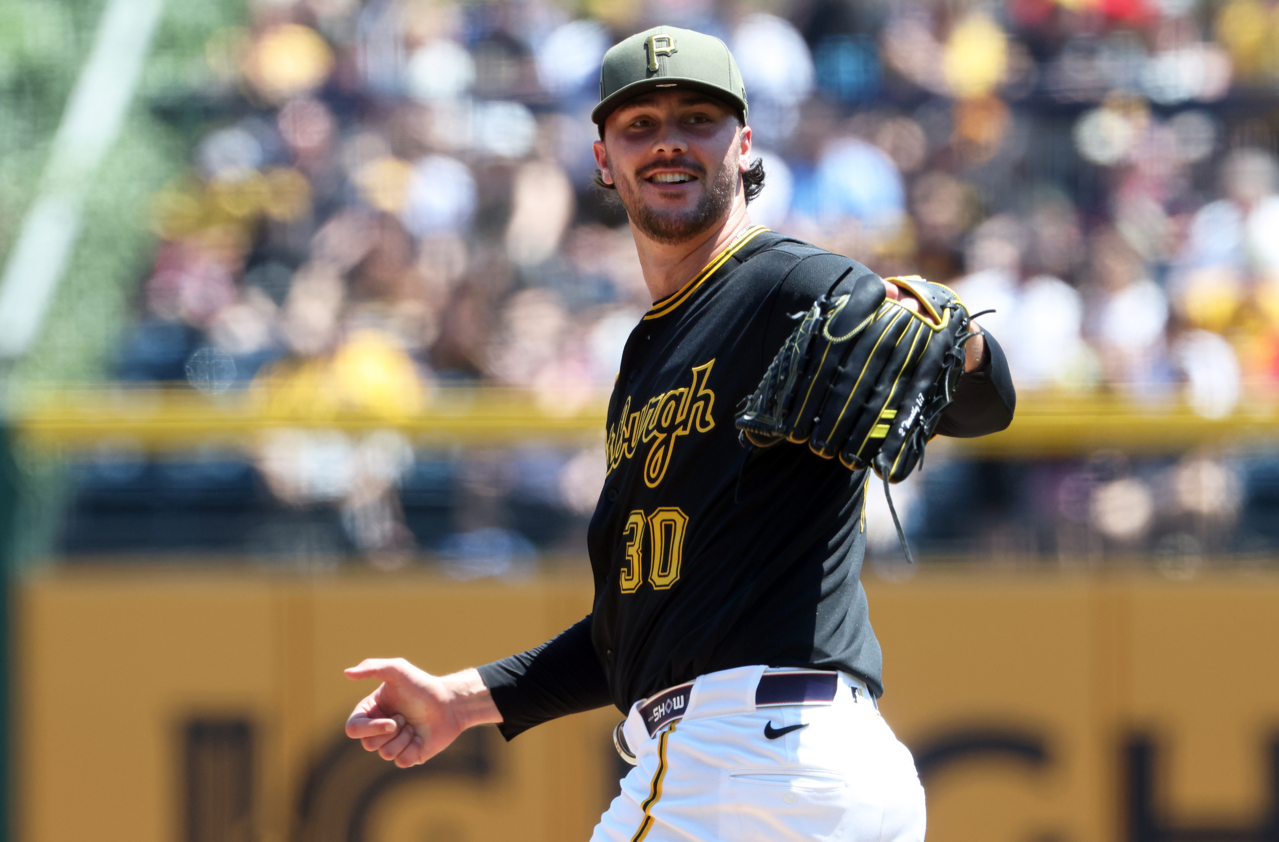 Bryce Harper offers high praise of Pirates star Paul Skenes