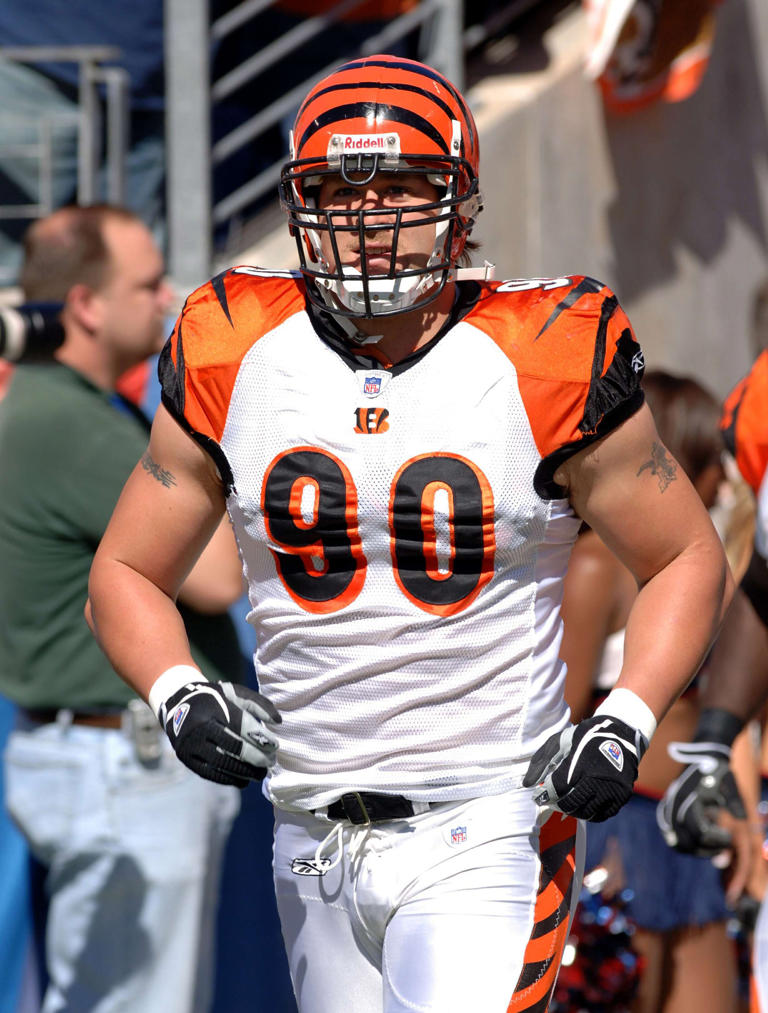 Son of former Bengals DE Justin Smith signs with Ohio State football