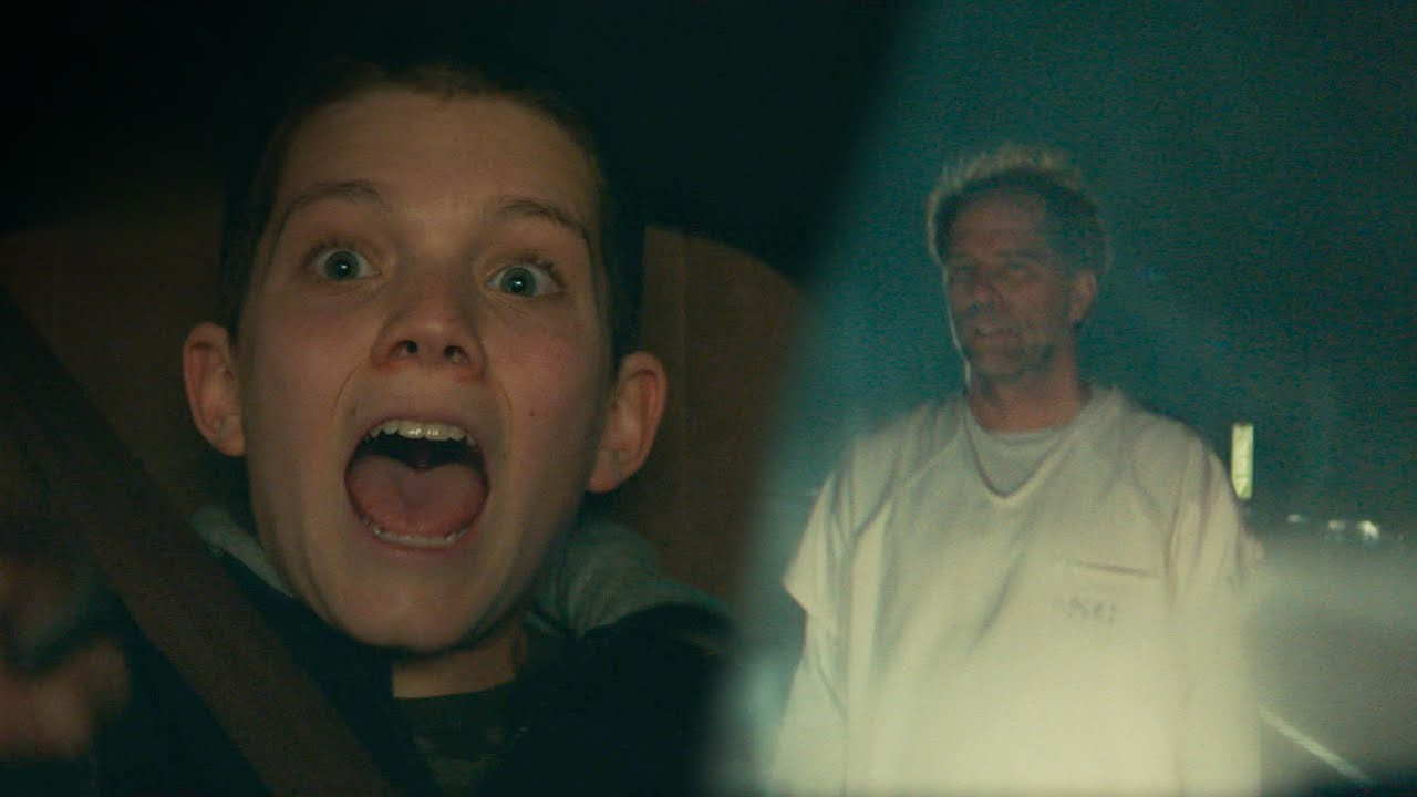 Michael Myers Horrifying Escape Halloween (2018)
