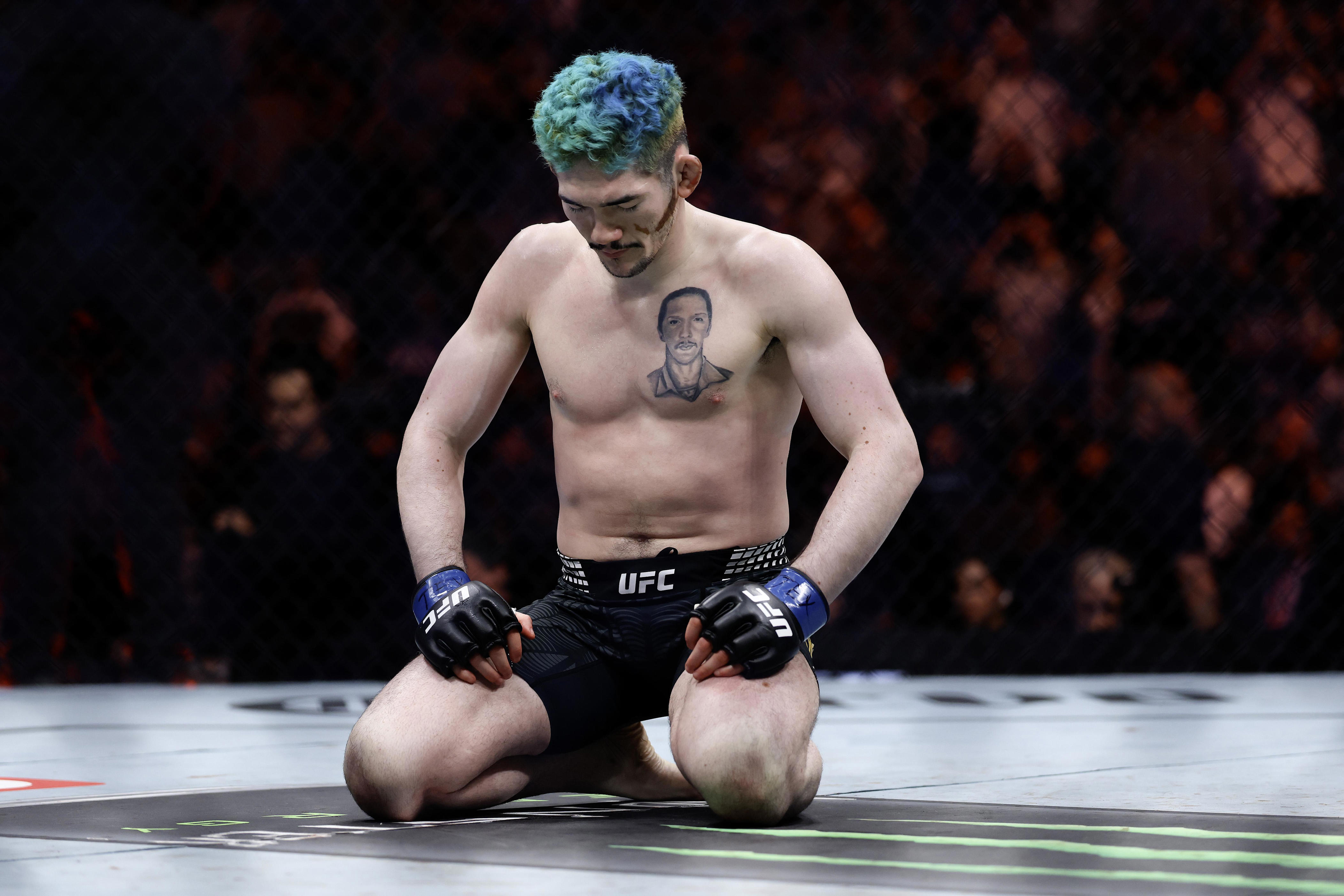 Three UFC Vegas 117 fighters transported to hospital, including main ...