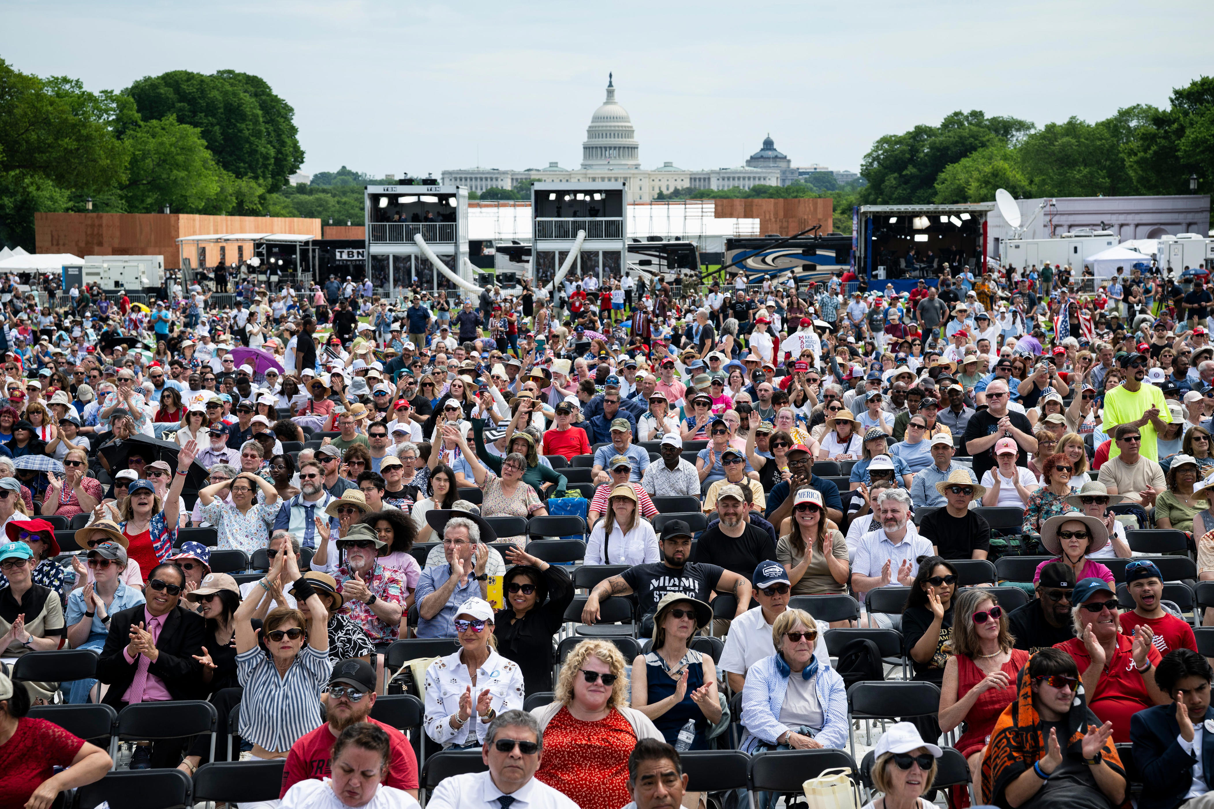 Rededicate 250 prayer event held on National Mall. See photos, video