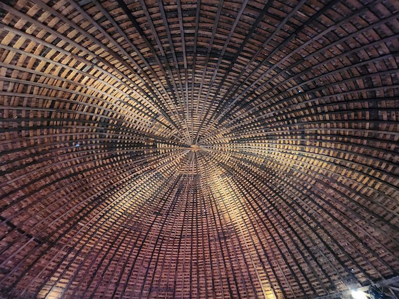 This historic round barn along Route 66 tells a wildly unique Oklahoma ...