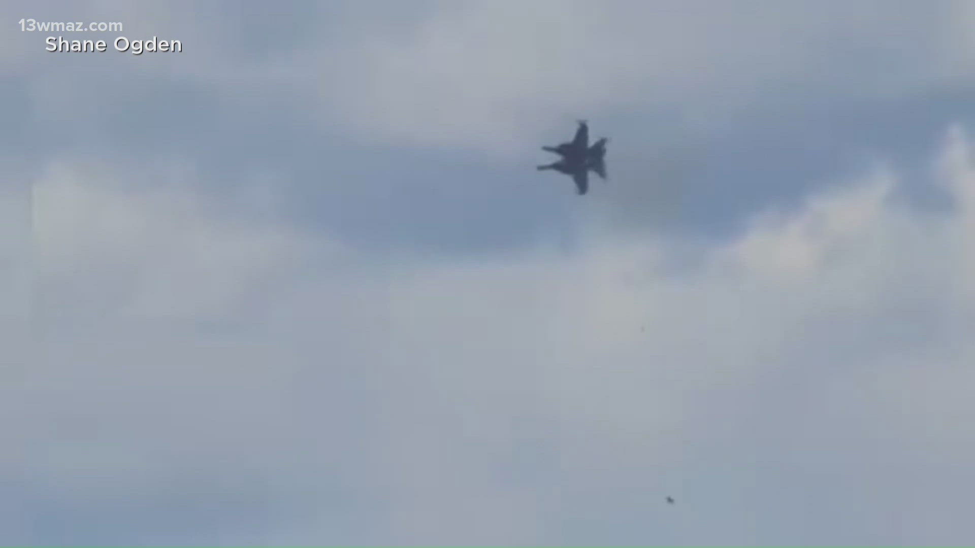 Jets collide at Mountain Home Air Force Base air show, prompts lockdown ...