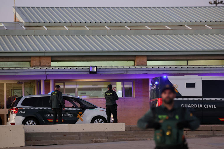 Spanish police arrest 18-year-old ISIS-linked terrorist, seize ...