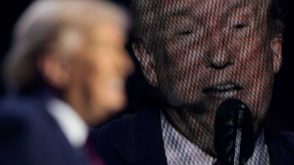 Columnist argues Trump's credibility gap could be Democrats' midterm weapon