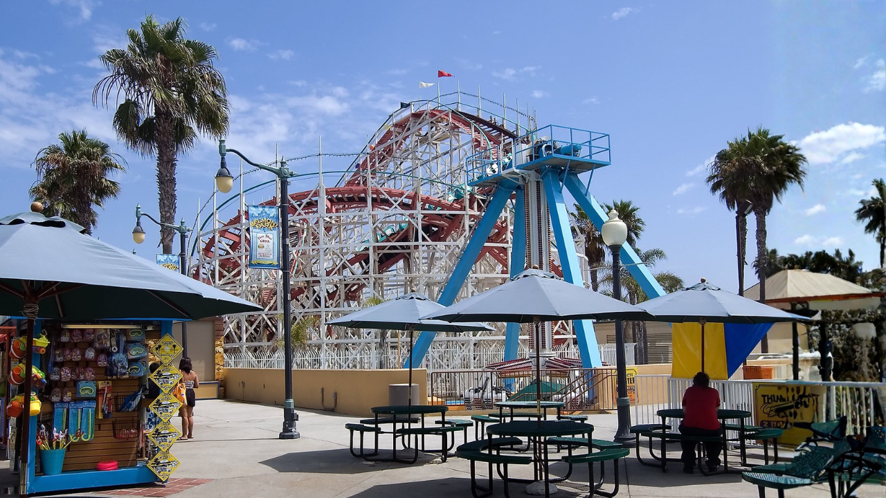 15 vintage boardwalk attractions that still feel like summers past