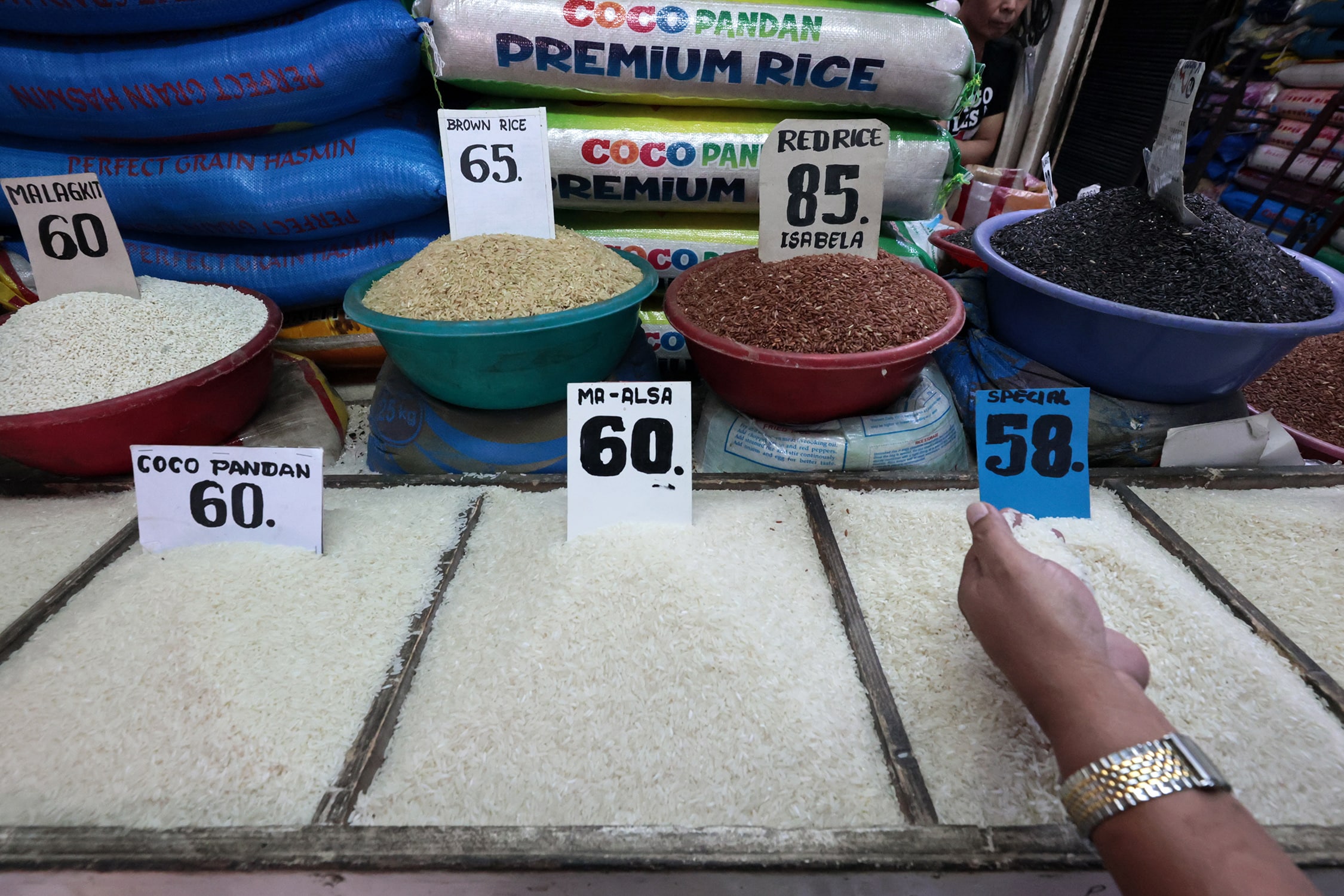 DA seen extending P50/kg rice price cap