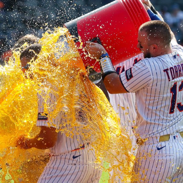 Tyrone Taylors Homer Fuels Rally As Mets Take Subway Series