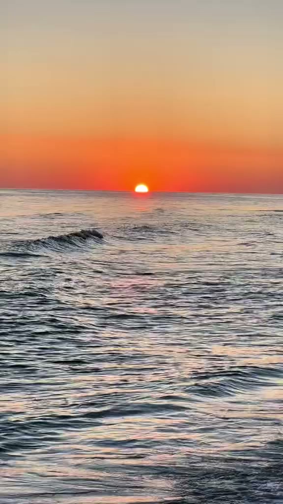 Will the sunset reveal the rare green flash?