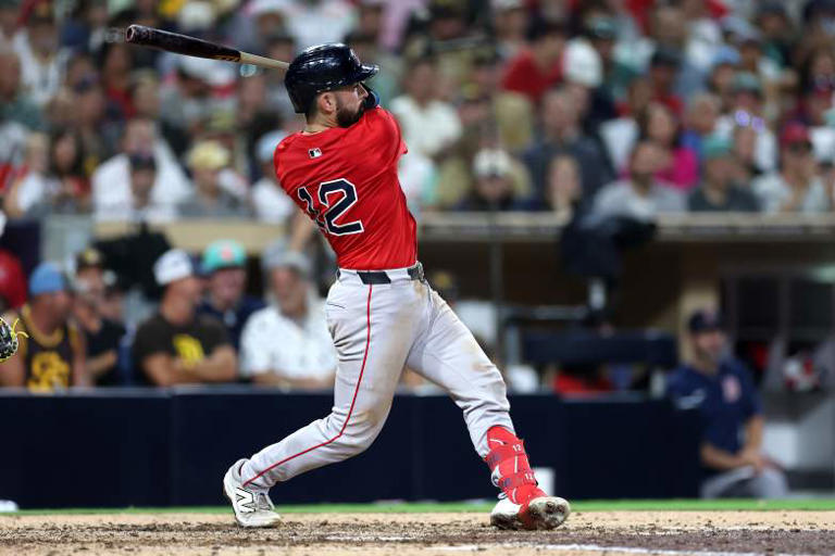 Red Sox get injury update on catcher Carlos Narvaez following loss to ...