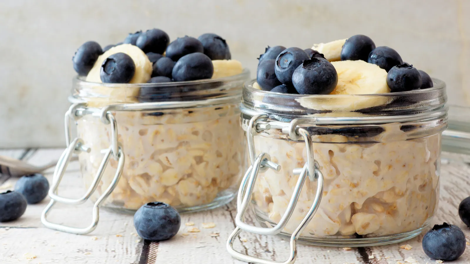 These overnight peanut butter oats might be the easiest breakfast prep ...