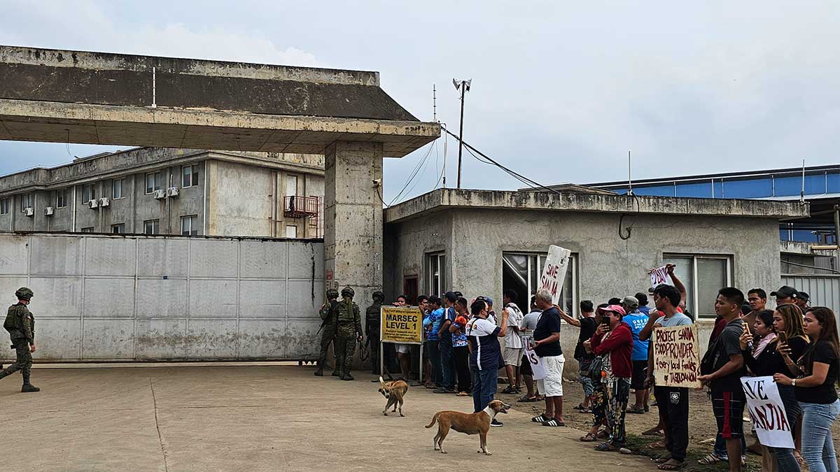 Workers appeal as steel mill closed in Misamis