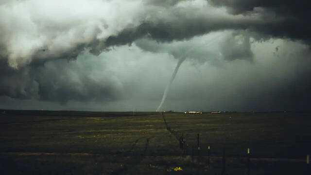 Severe storms and tornadoes cause widespread damage in South Dakota and ...