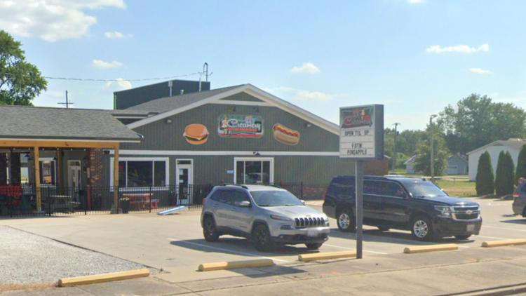 Illinois ice cream shop closes after receiving threatening phone call