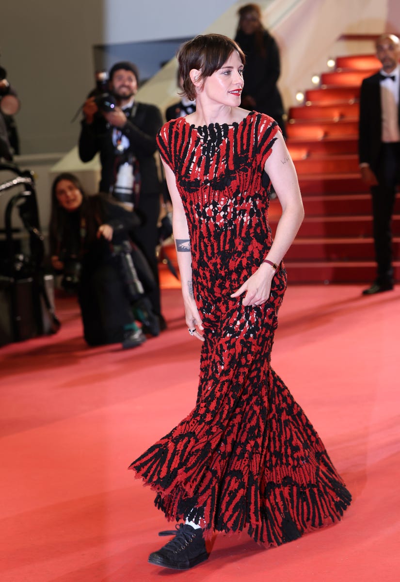 Kristen Stewart can't stop wearing sneakers with her Chanel