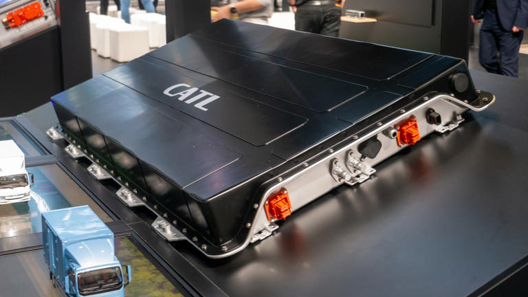 CATL just unveiled battery architectures that resemble solid-state ...
