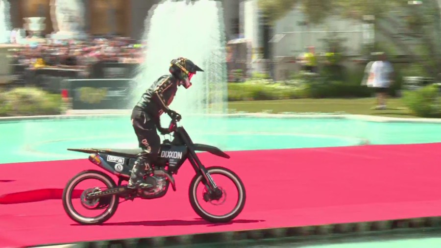 Video: Colby Raha performs motorcycle jump over fountains at Caesars ...