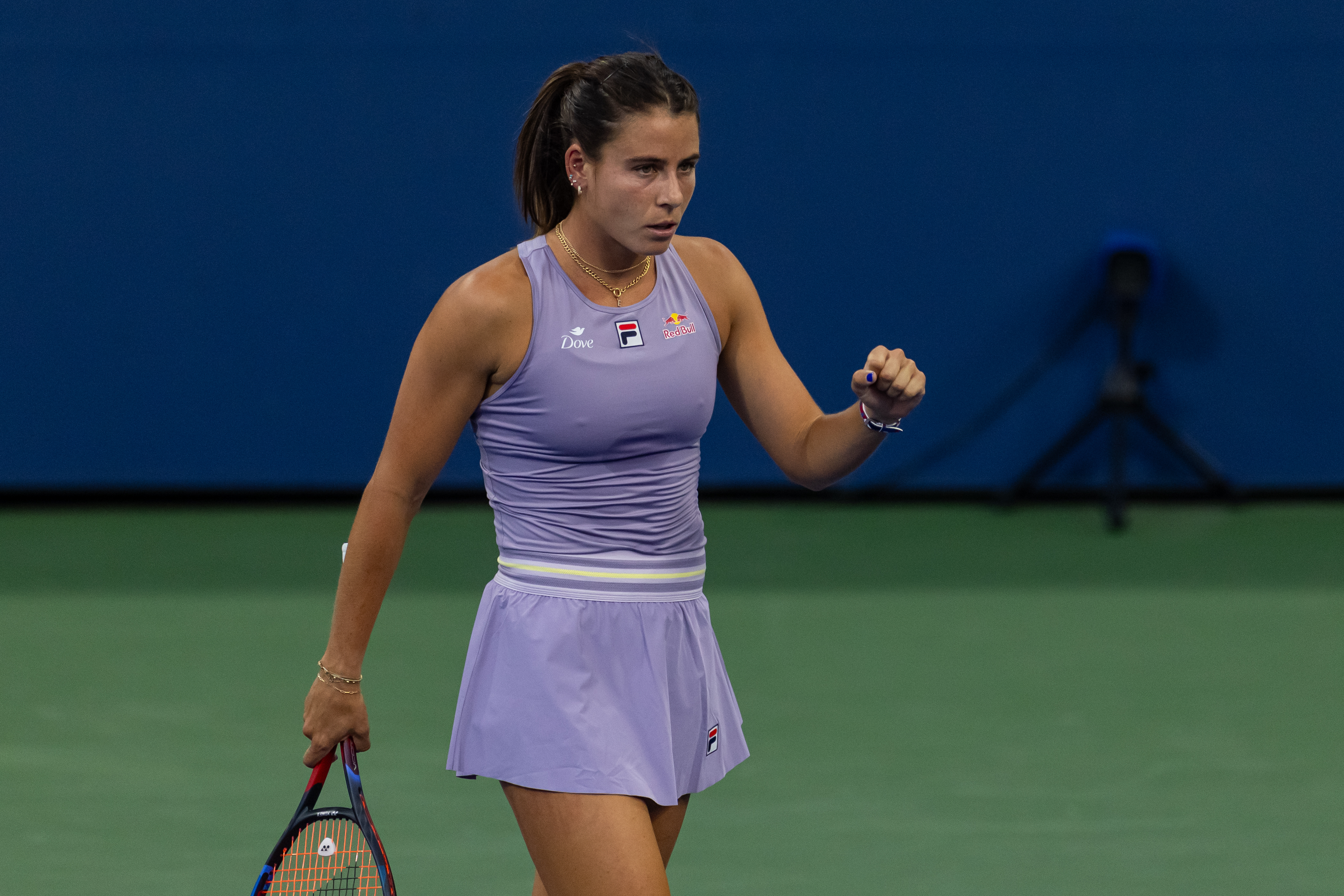 Emma Navarro keeps winning at Strasbourg despite needless social media ...