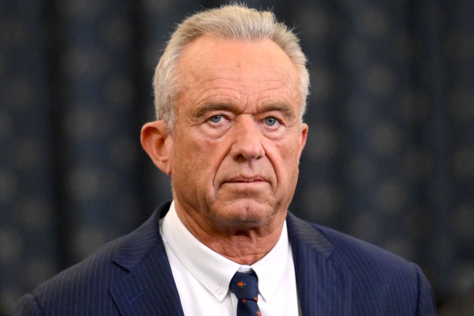 RFK Jr. pushes for the ‘deprescribing’ of antidepressants as experts ...