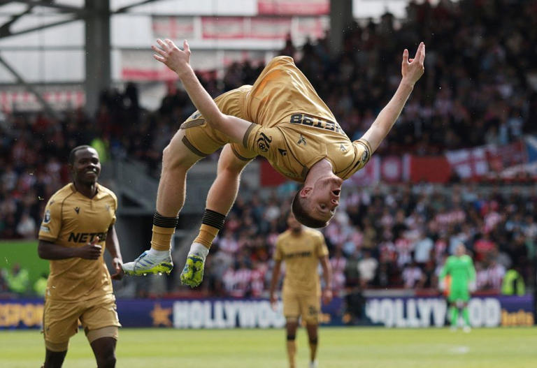 Premier League round-up as Leeds and Sunderland win while Brentford ...