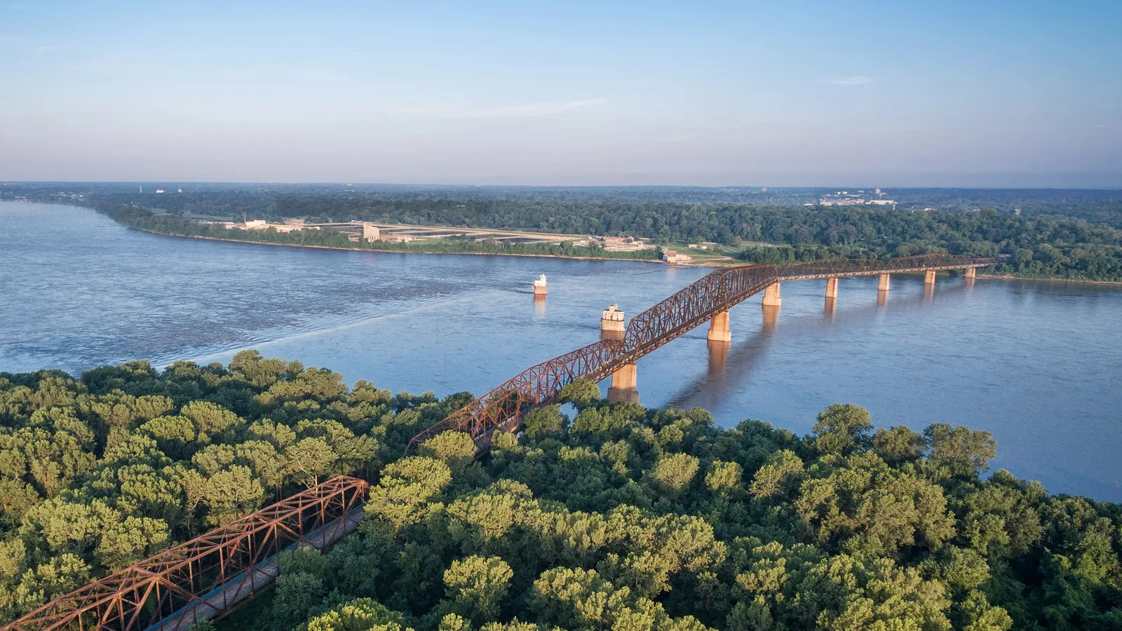Why the US is seeing floods and dry spells back to back