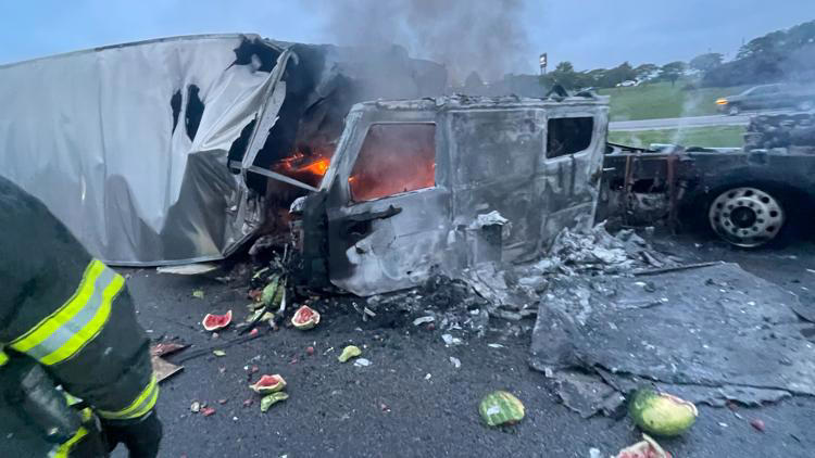 Tractor-trailer leaves emergency lane, hits another on I-77, sparking ...
